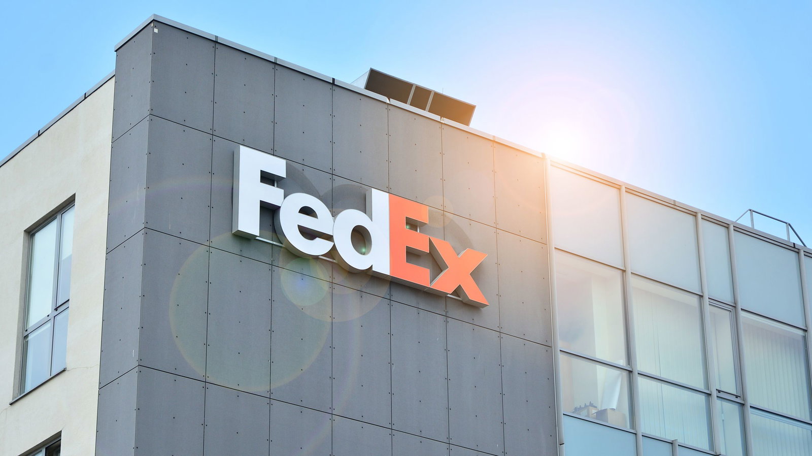 FedEx-Aktie überrascht: Besser als erwartet! - Finanztrends